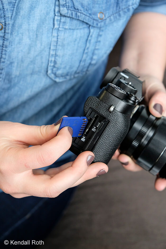 Managing Digital Images on Memory Cards and Files